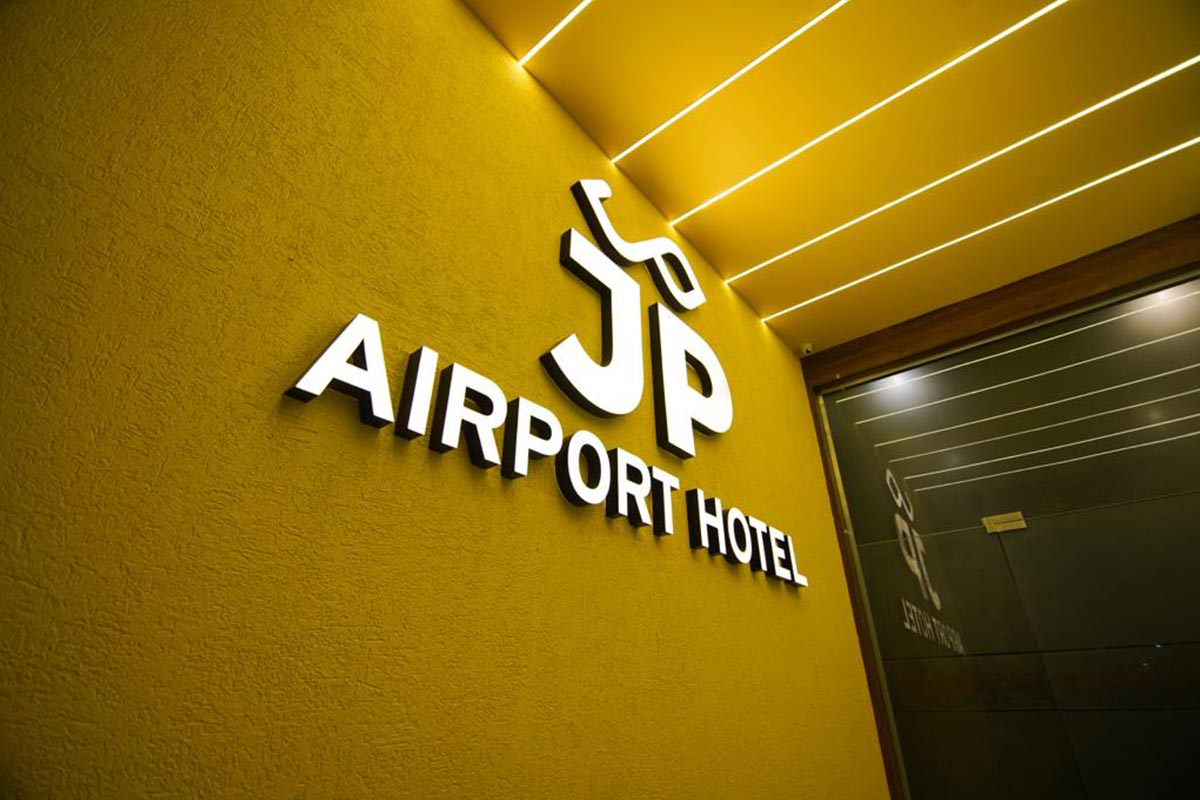 Day Hotel - Tiruchirappalli International Airport